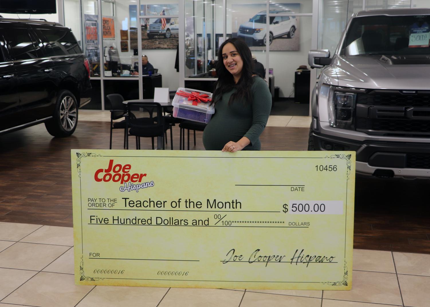 Spanish teacher Mrs. Gonzalez awarded Telemundo teacher of the month ...